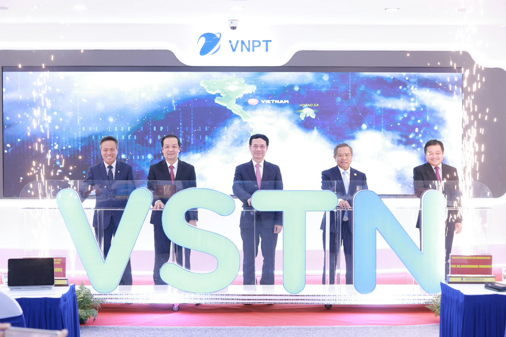 First terrestrial cable line begins operation from Vietnam to Singapore
