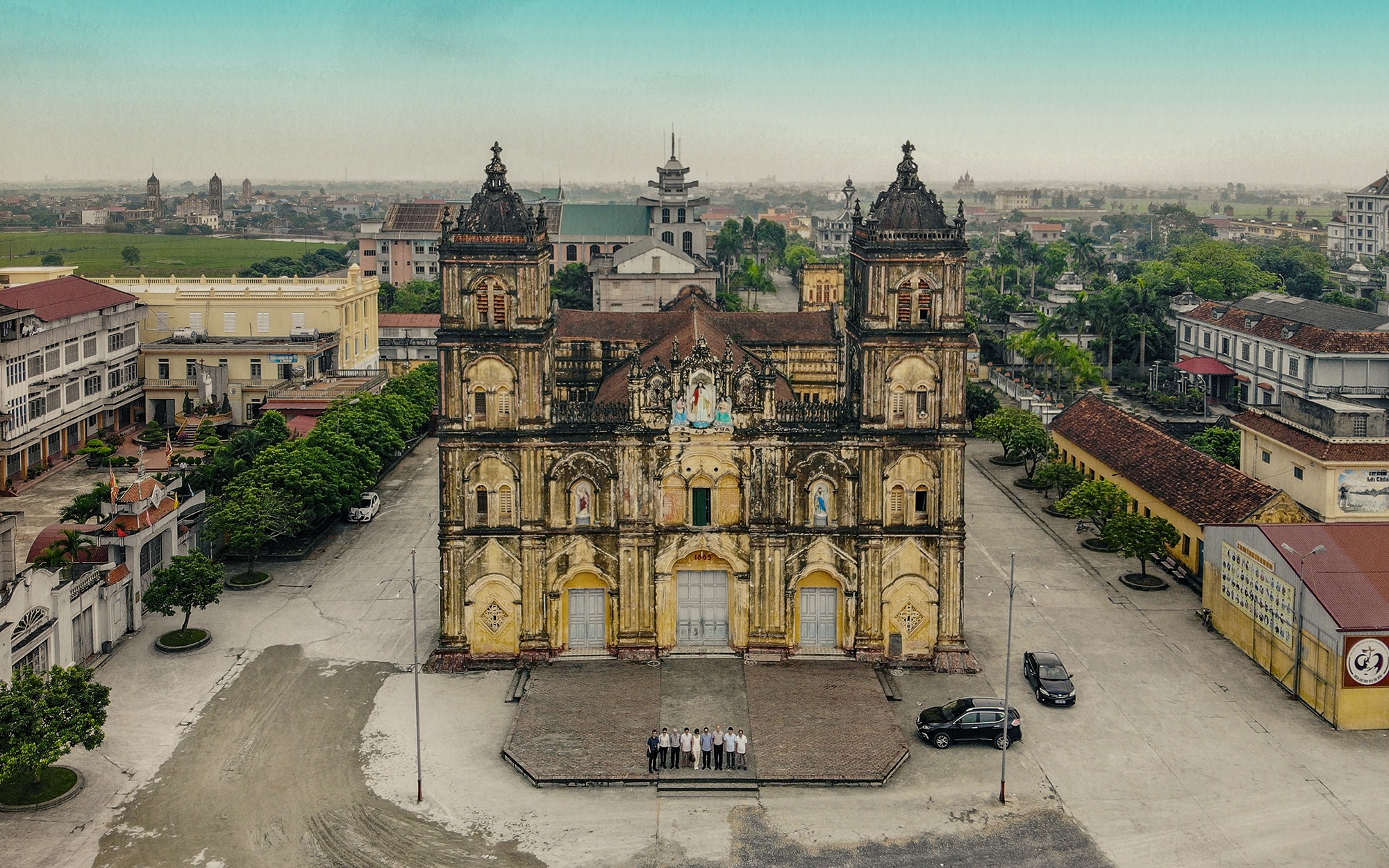 Vẻ đẹp độc đáo của nhà thờ Bùi Chu